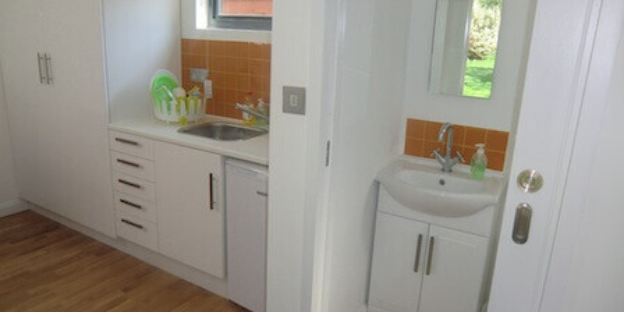 Contemporary Retro Pod | Vertis Buildings